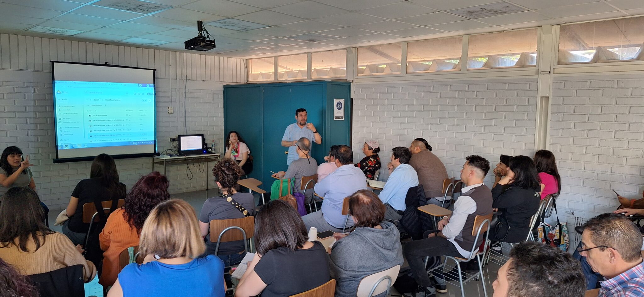 Santiago Educa inicia Sesiones de REDES 2024 | Dirección de Educación